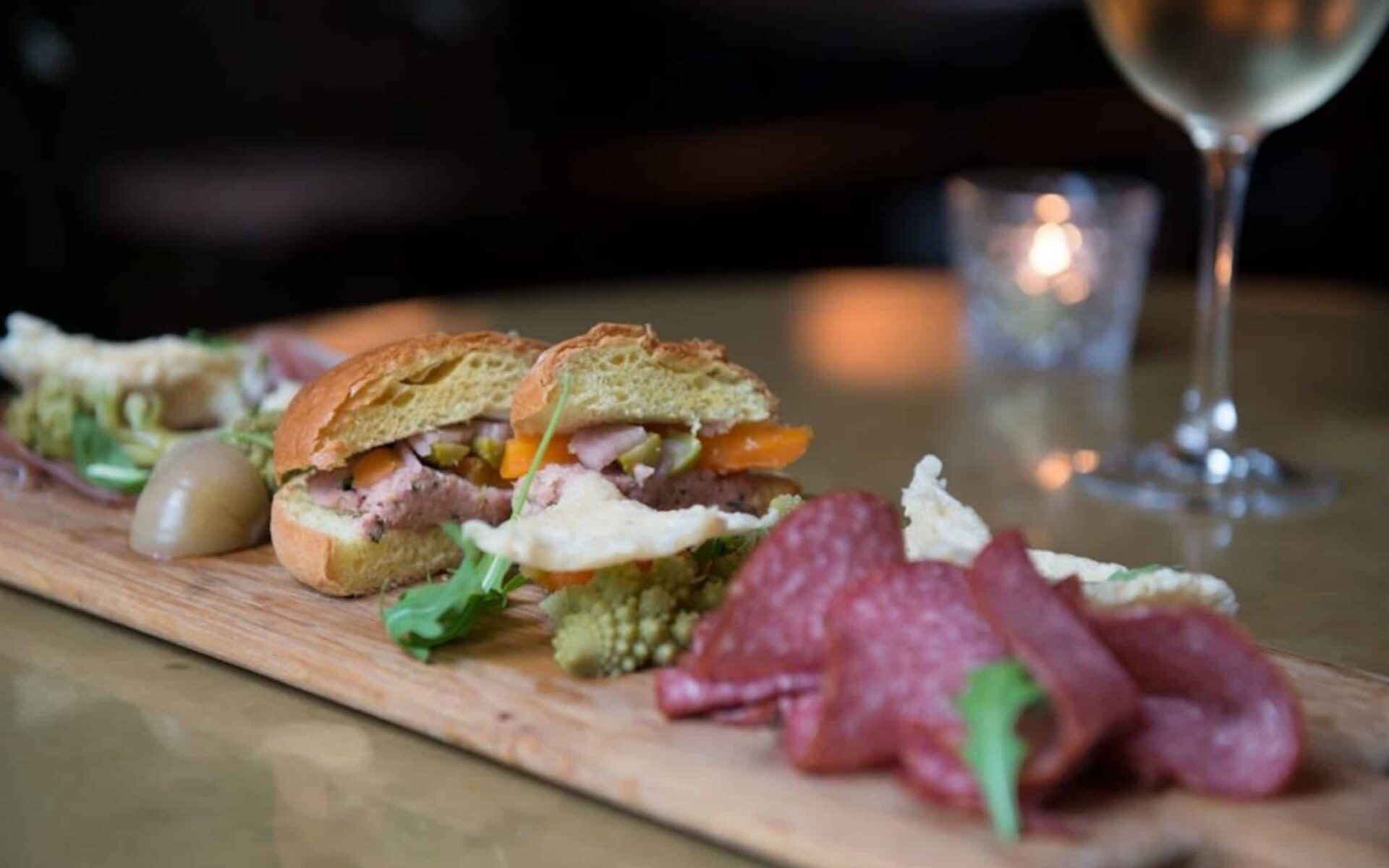 Eat & Drink - The Walrus